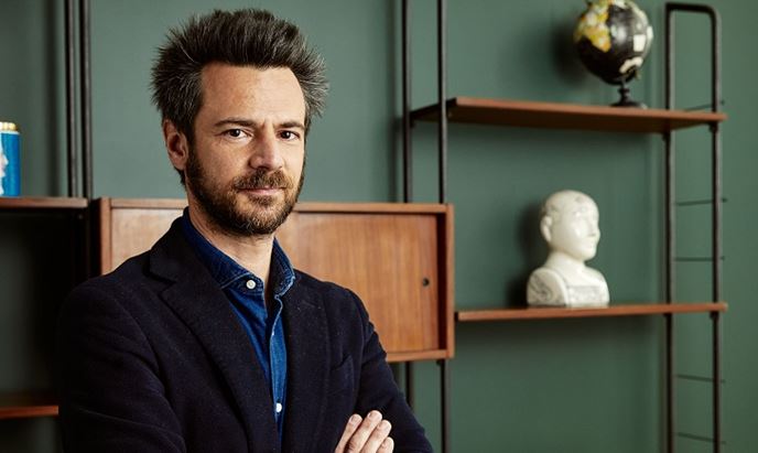 Clarins sceglie Dentsu dopo una gara per media planning e buying